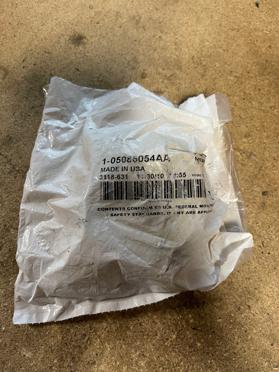 2001-2005 Dodge Ram 1500 / 2500 / 3500 Transfer Case Output Shaft Seal ...