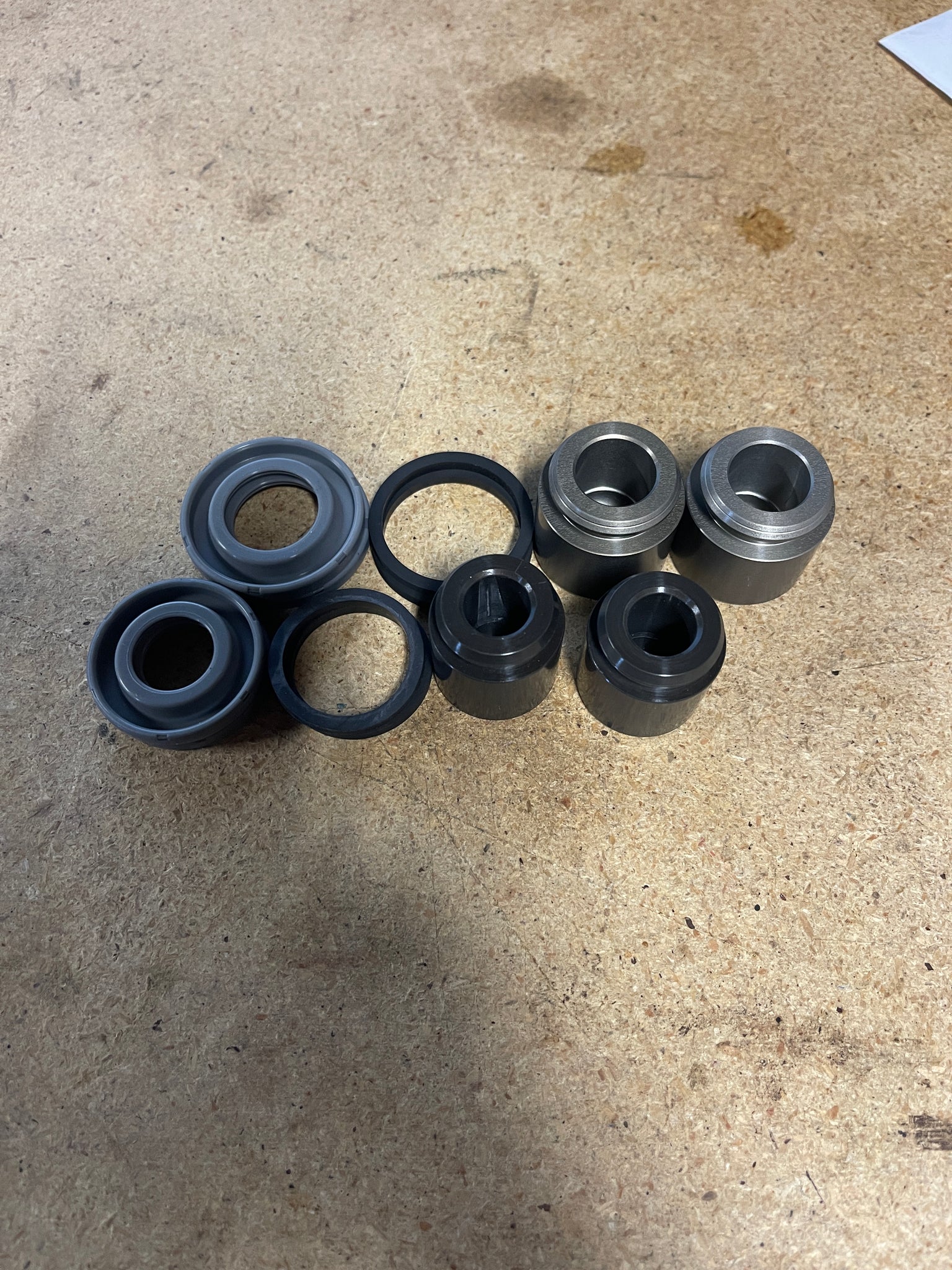 Chrysler, Dodge, Jeep SRT8 Brembo Brake Caliper Rebuild Kit – Used ...